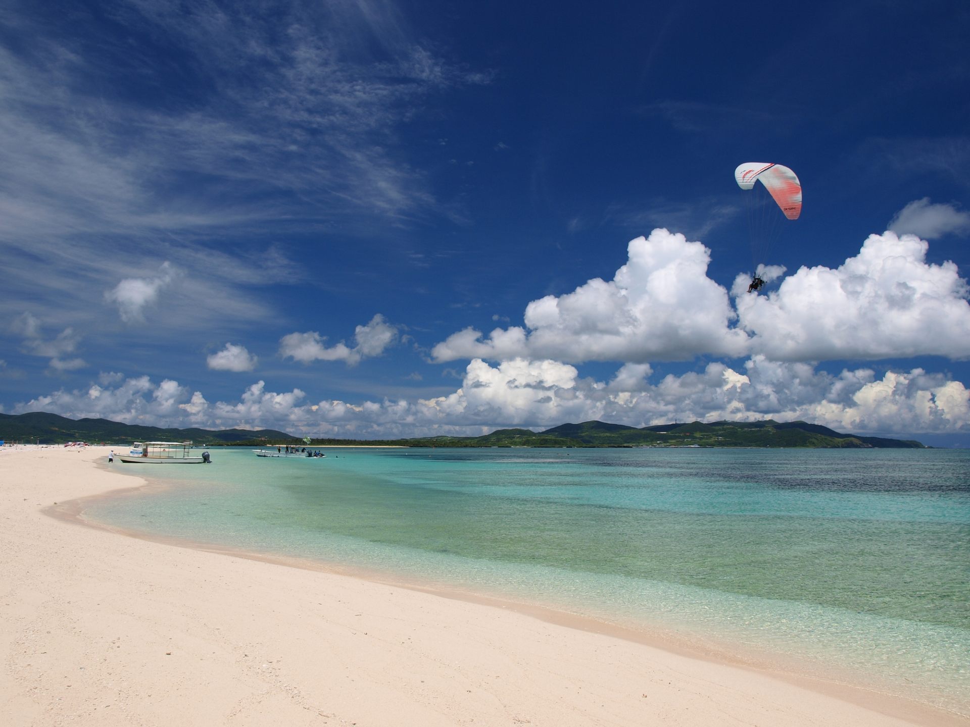 Top 3 beautiful remote island beaches in Okinawa. | GOOD LUCK TRIP