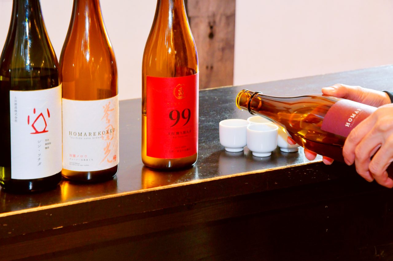 Go by chartered car! A tasting tour of 2 sake breweries near the ...