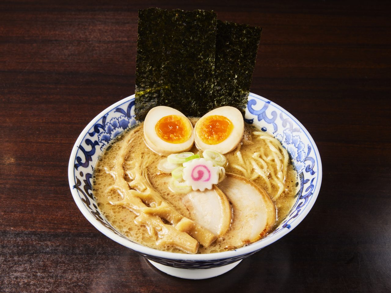 Tokyo's best restaurants in one place! “Tokyo Ramen Street”, where you ...