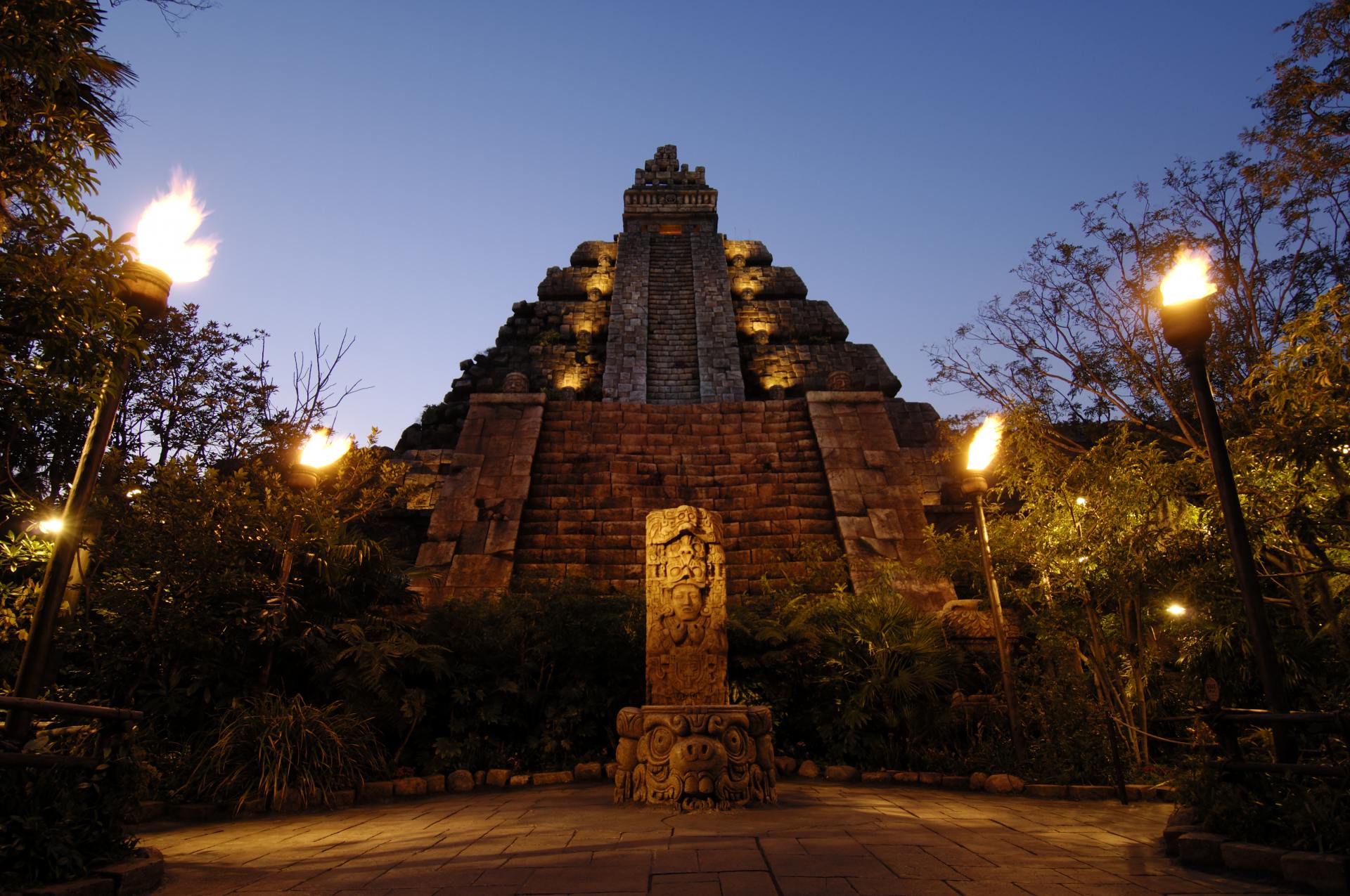 Guide to Tokyo DisneySea: Tips for Efficiently Navigating and ...