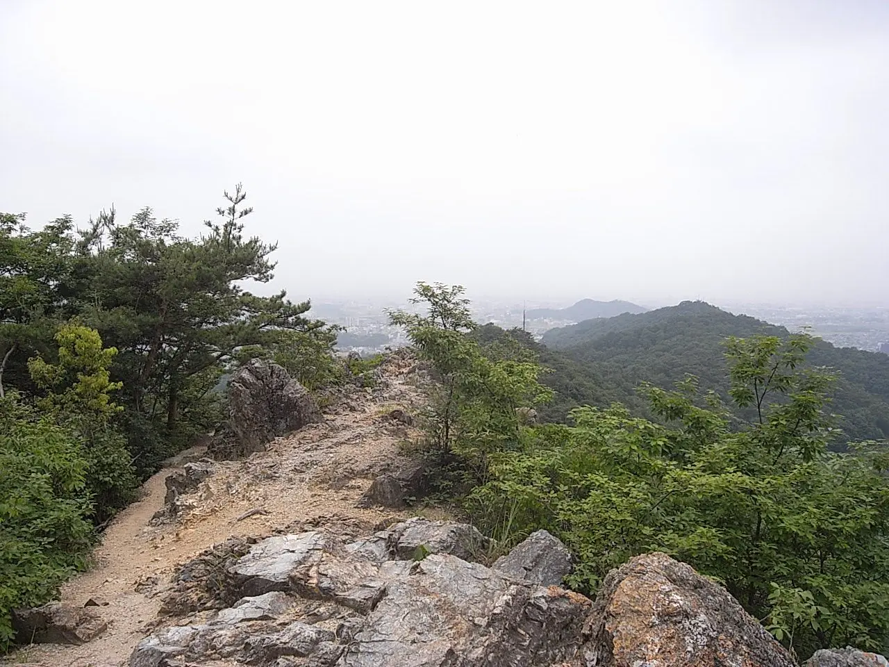 Hiking course from Mt. Gyodo to Mt. Ryogai (Kantō Fureai Trail) - Must ...