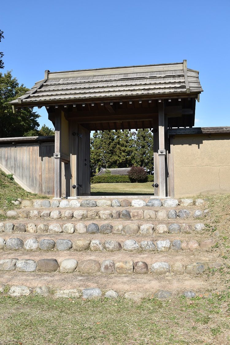 Hachigata Castle Ruins - Must-See, Access, Hours & Price | GOOD LUCK TRIP