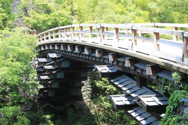 Saruhashi Bridge - Must-See, Access, Hours & Price | GOOD LUCK TRIP
