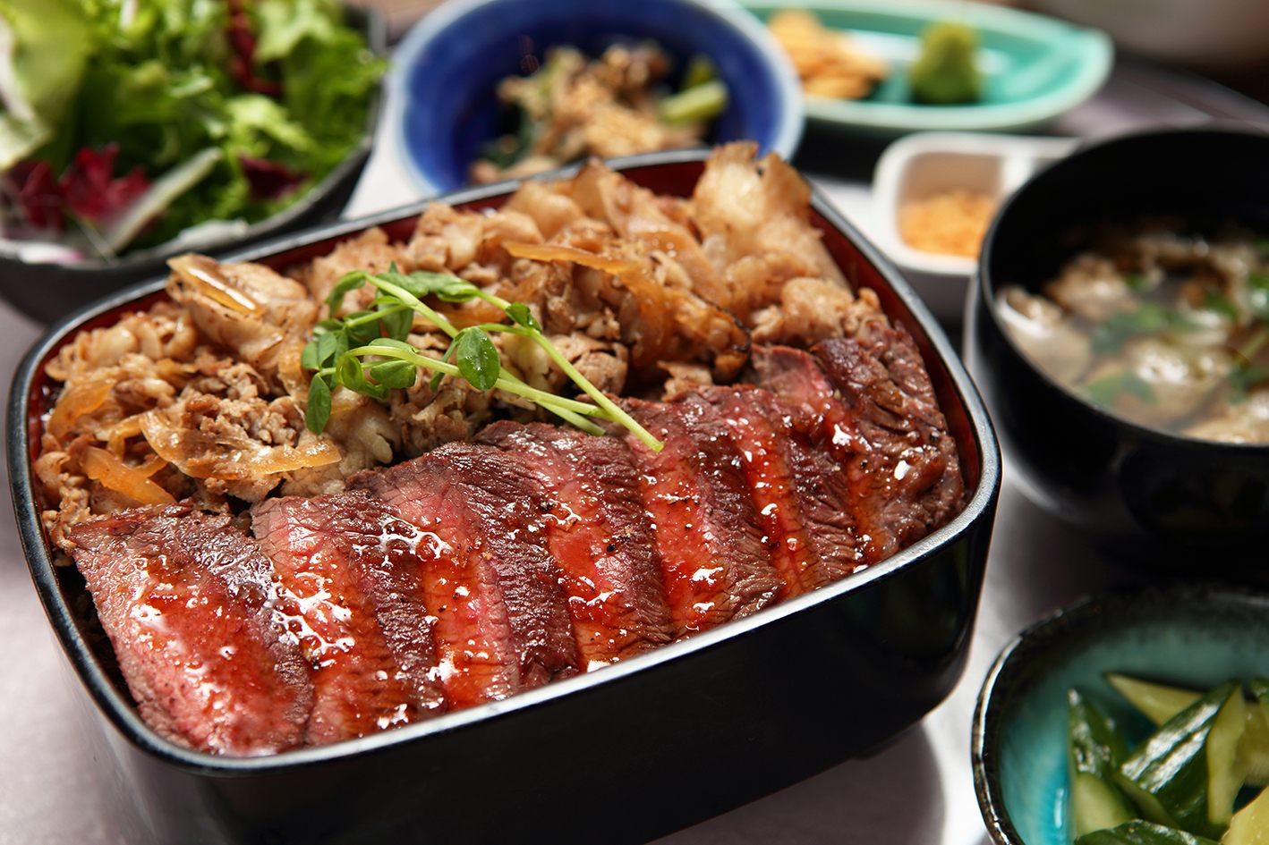 LUCUA FOOD HALL - What to Eat, Access, Hours & Price | GOOD LUCK TRIP