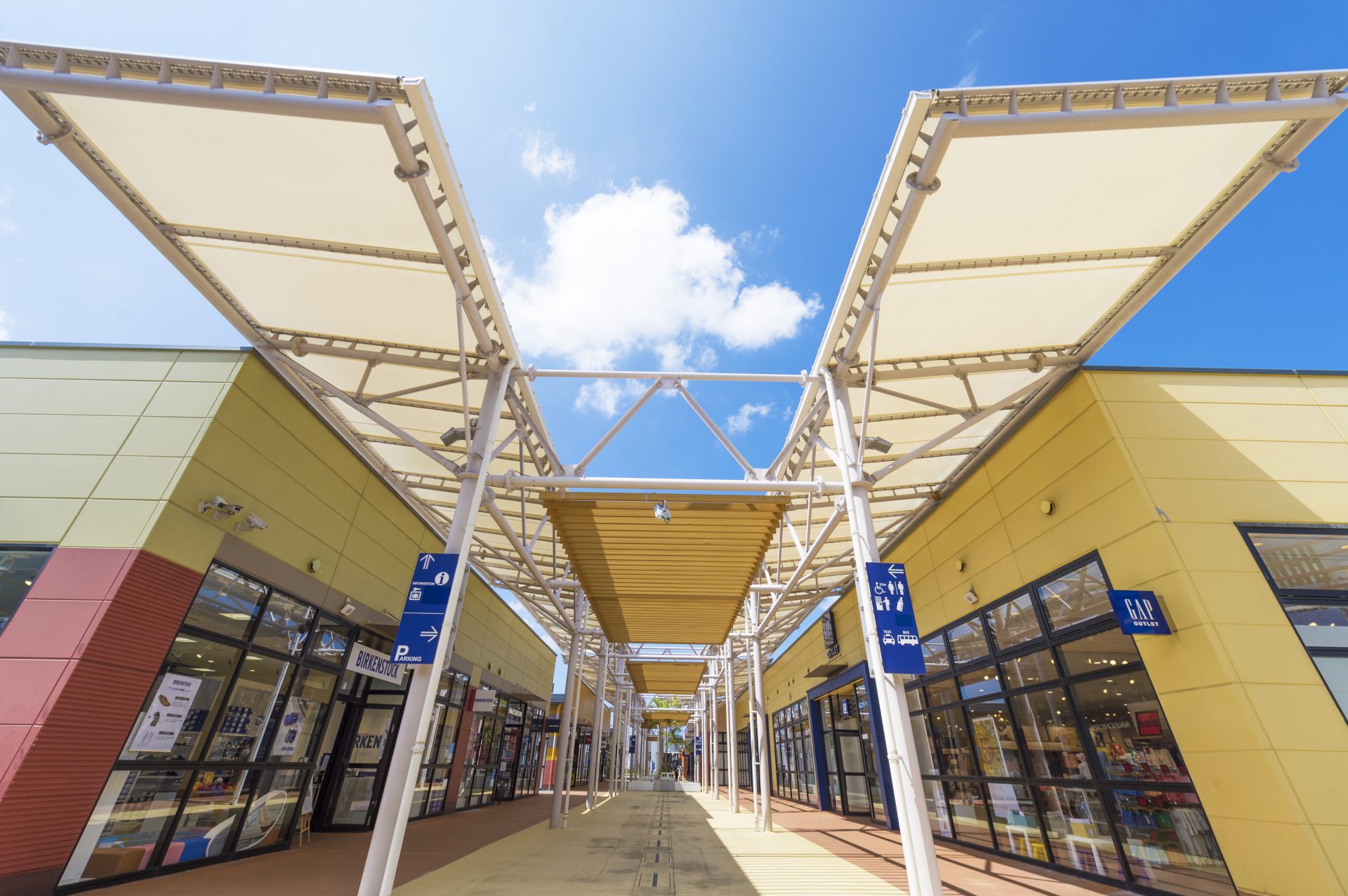 沖繩Outlet Mall ASHIBINAA - 購物指南、常見問題、星評、周邊景點 & 交通資訊 | 好運日本行