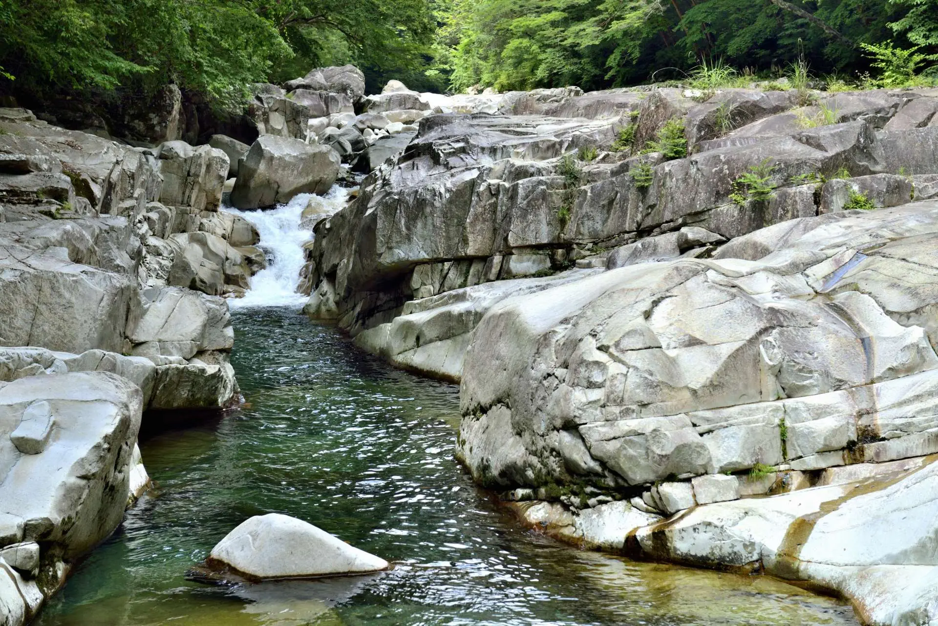 Omogo Gorge - Must-See, Access, Hours & Price | GOOD LUCK TRIP