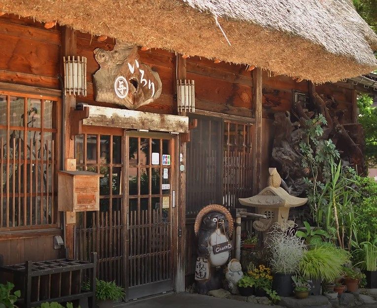 Irori Dining in Shirakawa-go - What to Eat, Access, Hours & Price ...