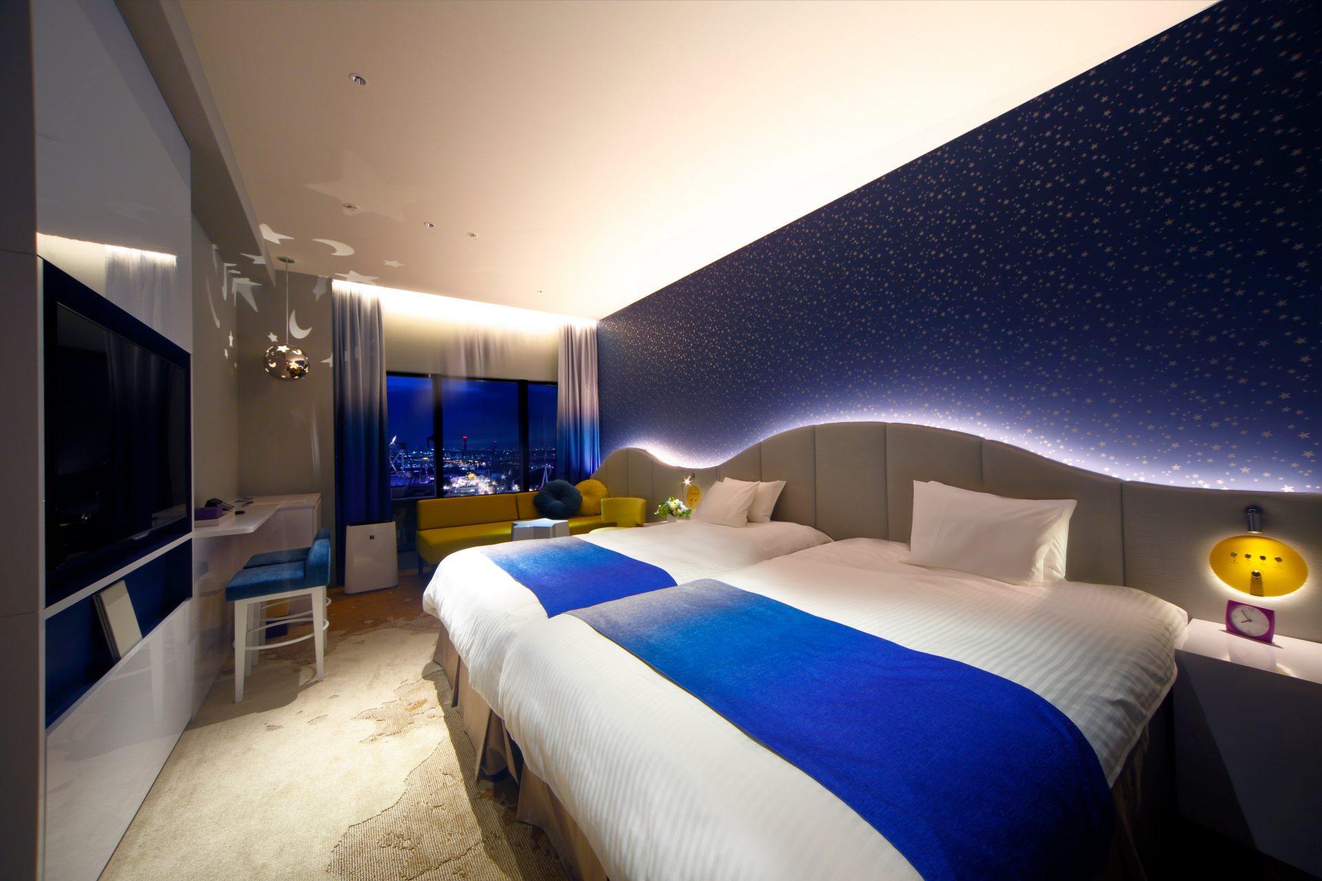 Hotel Universal Port Vita - Where to Stay, Access, Hours & Price | GOOD ...