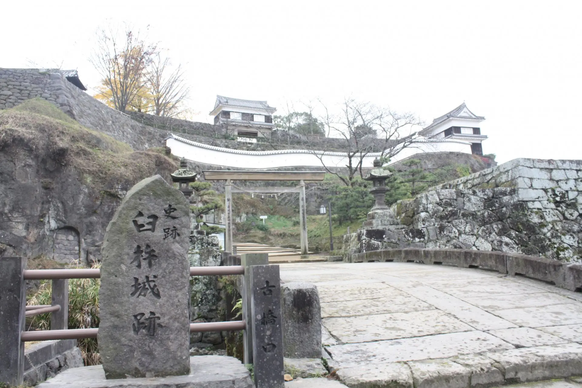 Usuki Castle Ruins - Must-See, Access, Hours & Price | GOOD LUCK TRIP